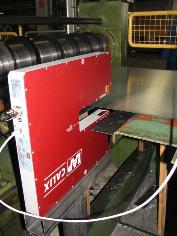 Measuring thickness - Telaris